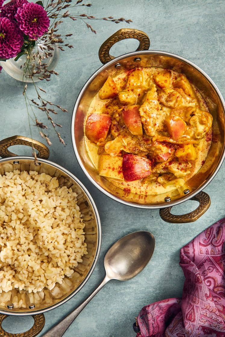Kyckling i currysås med äpple och bulgur - Recept - Linas Matkasse