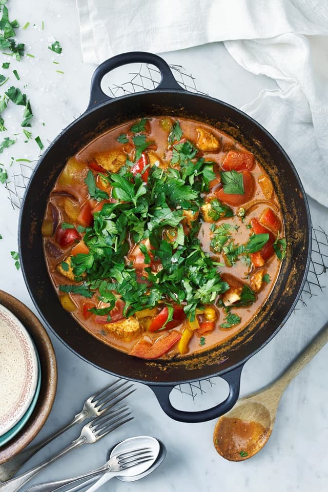 Kyckling garam masala - indisk kycklinggryta med paprika och ...